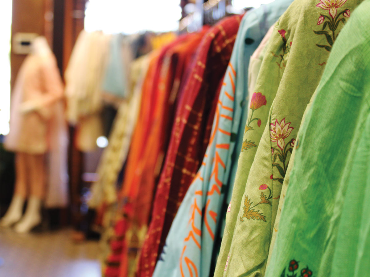 A love letter to a Pakistani clothing shop – Best Pixel Design