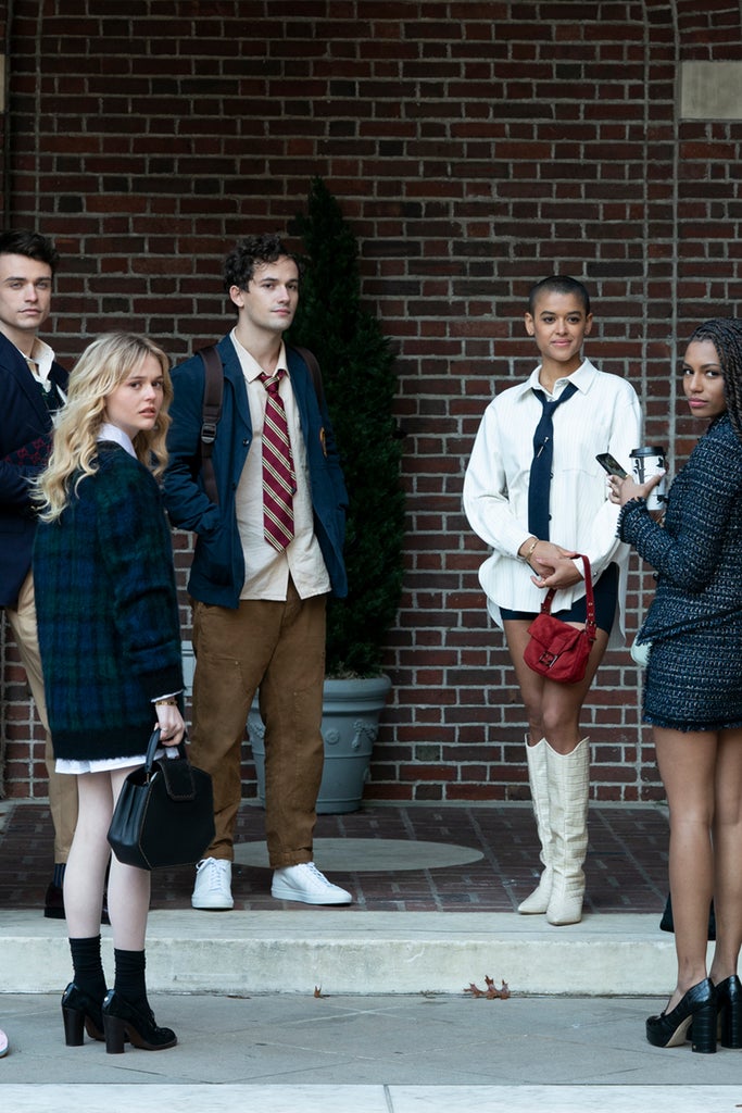 For The Incoming Class, Gossip Girl’s Costume Designer Turned To Insta ...